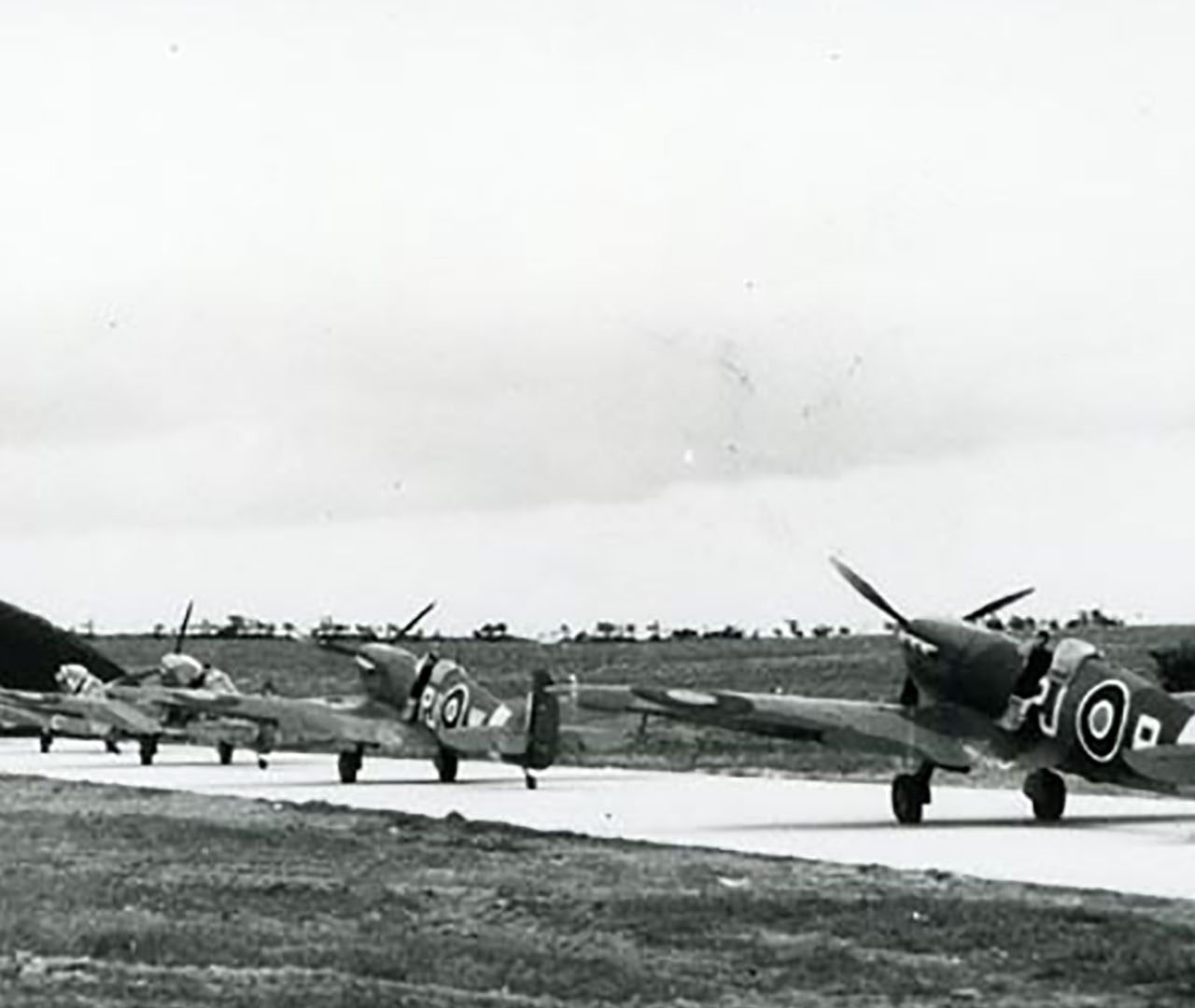 Spitfires at Ballyhalbert - WartimeNI