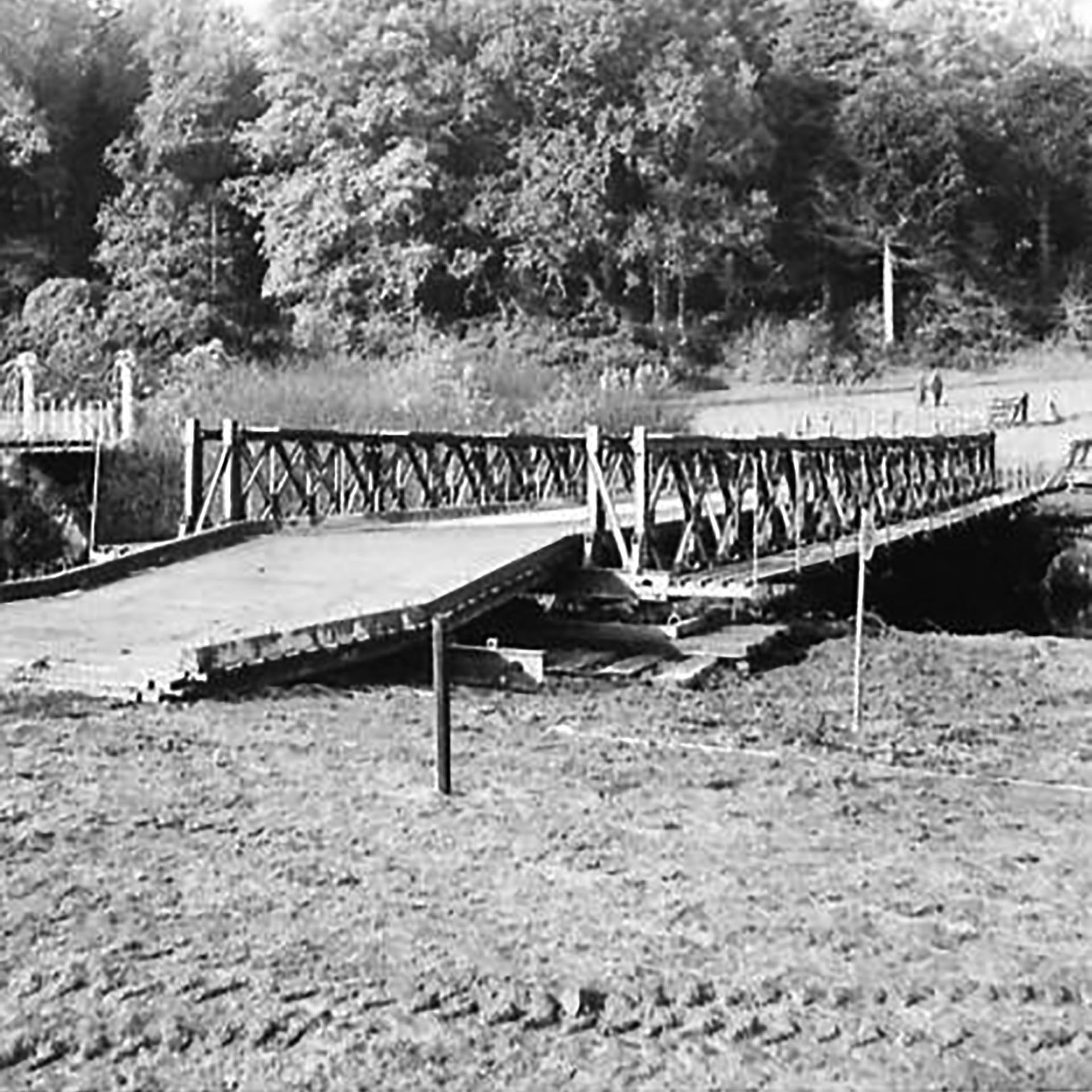 Bailey Bridge No. 1 in Caledon, Co. Tyrone - WartimeNI